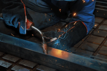 What to Know Before Enrolling in a Combination Welding Program - South ...